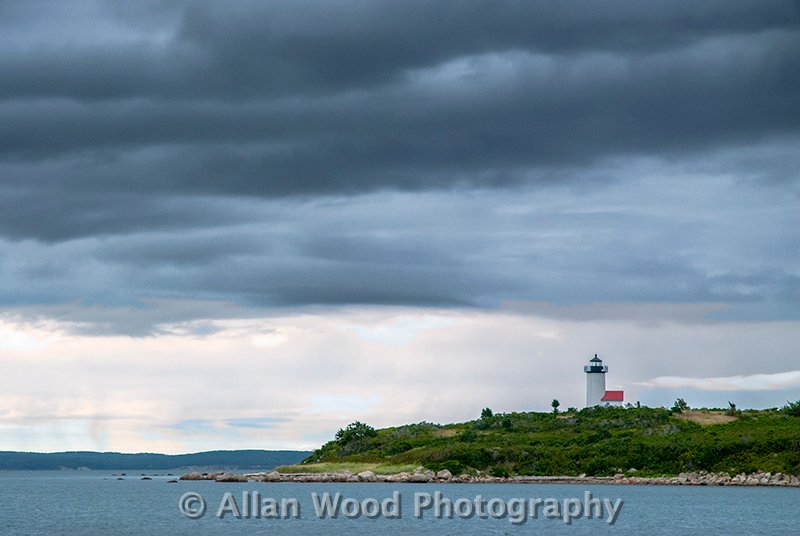 Tarpaulin Cove Light