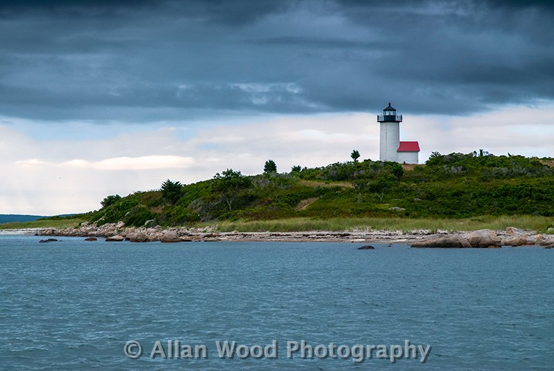Tarpaulin Cove Light